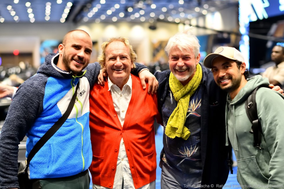 Super High Roller du PCA : Jean-Noel Thorel Chipleader avant la table ...